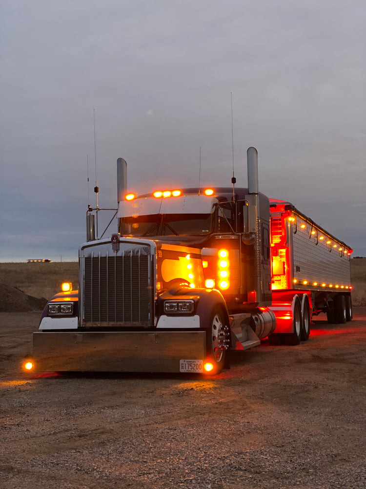 West State Trucks - Used Commercial Semi Trucks and Trailers For Sale.